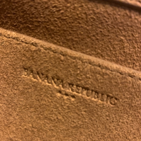 Banana Republic Factory | Bags | Banana Republic Suede Pieced Wing Tote ...